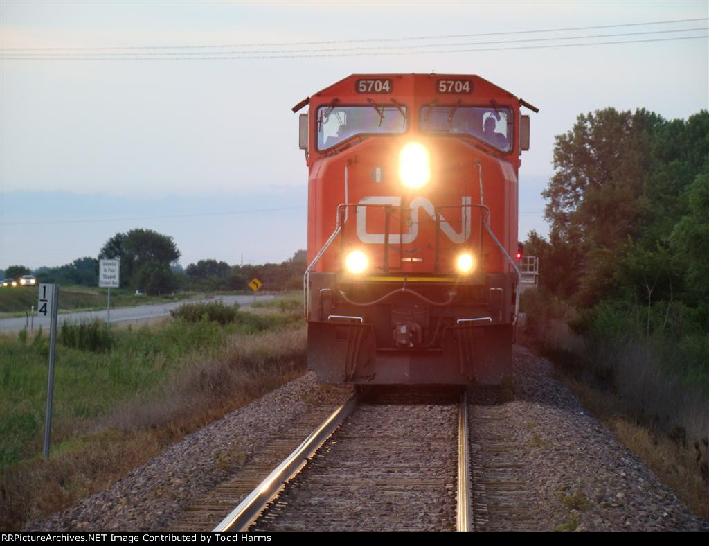 CN 5704